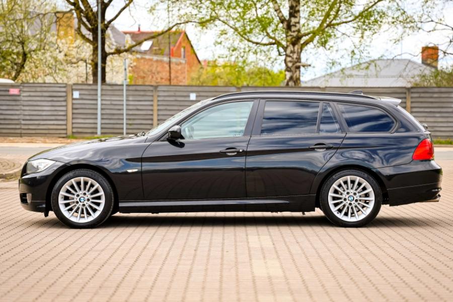 Melns BMW 320 2010 Rīga, ar dzinēja tilpumu 2.00 L un nobraukumu 180 tūkst. km par 5650 €, foto 9 vietnē AUTOMOTO.COM.LV
