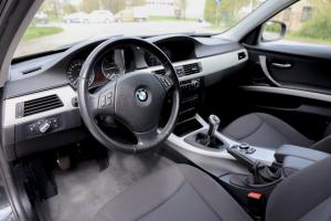 Melns BMW 320 2010 Rīga, ar dzinēja tilpumu 2.00 L un nobraukumu 180 tūkst. km par 5650 €, foto 11 vietnē AUTOMOTO.COM.LV