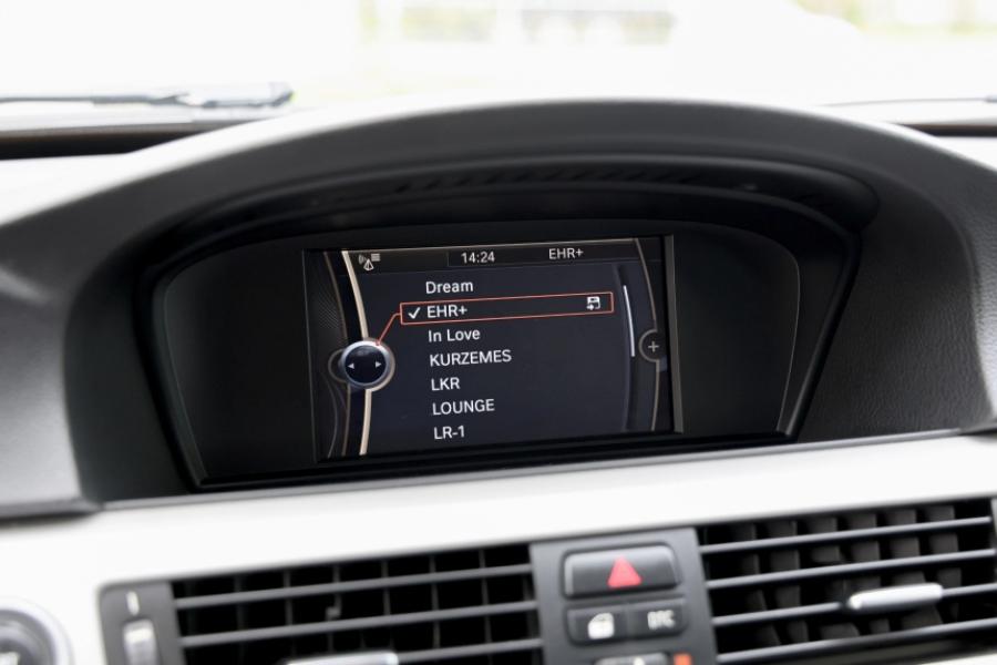 Melns BMW 320 2010 Rīga, ar dzinēja tilpumu 2.00 L un nobraukumu 180 tūkst. km par 5650 €, foto 20 vietnē AUTOMOTO.COM.LV