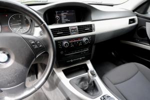 Melns BMW 320 2010 Rīga, ar dzinēja tilpumu 2.00 L un nobraukumu 180 tūkst. km par 5650 €, foto 27 vietnē AUTOMOTO.COM.LV