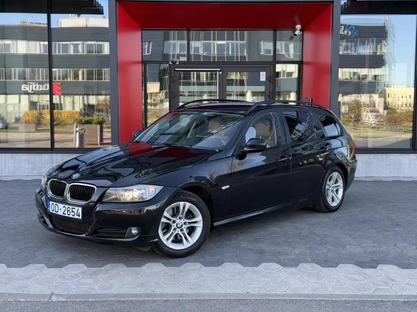 Black BMW 320 2010 in Riga, with an engine capacity of 2.00 L and mileage of 280 thousand km for 4999 €, photo 1 on AUTOMOTO.COM.LV