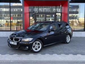 Melns BMW 320 2010 Rīga, ar dzinēja tilpumu 2.00 L un nobraukumu 280 tūkst. km par 4999 €, foto  vietnē AUTOMOTO.COM.LV