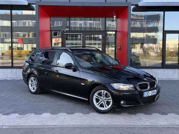 Black BMW 320 2010 in Riga, with an engine capacity of 2.00 L and mileage of 280 thousand km for 4999 €, photo 2 on AUTOMOTO.COM.LV