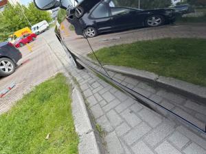 Melns BMW 320 2010 Rīga, ar dzinēja tilpumu 2.00 L un nobraukumu 298 tūkst. km par 3990 €, foto 4 vietnē AUTOMOTO.COM.LV