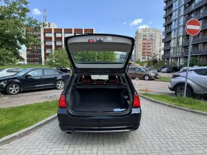 Melns BMW 320 2010 Rīga, ar dzinēja tilpumu 2.00 L un nobraukumu 298 tūkst. km par 3990 €, foto 11 vietnē AUTOMOTO.COM.LV
