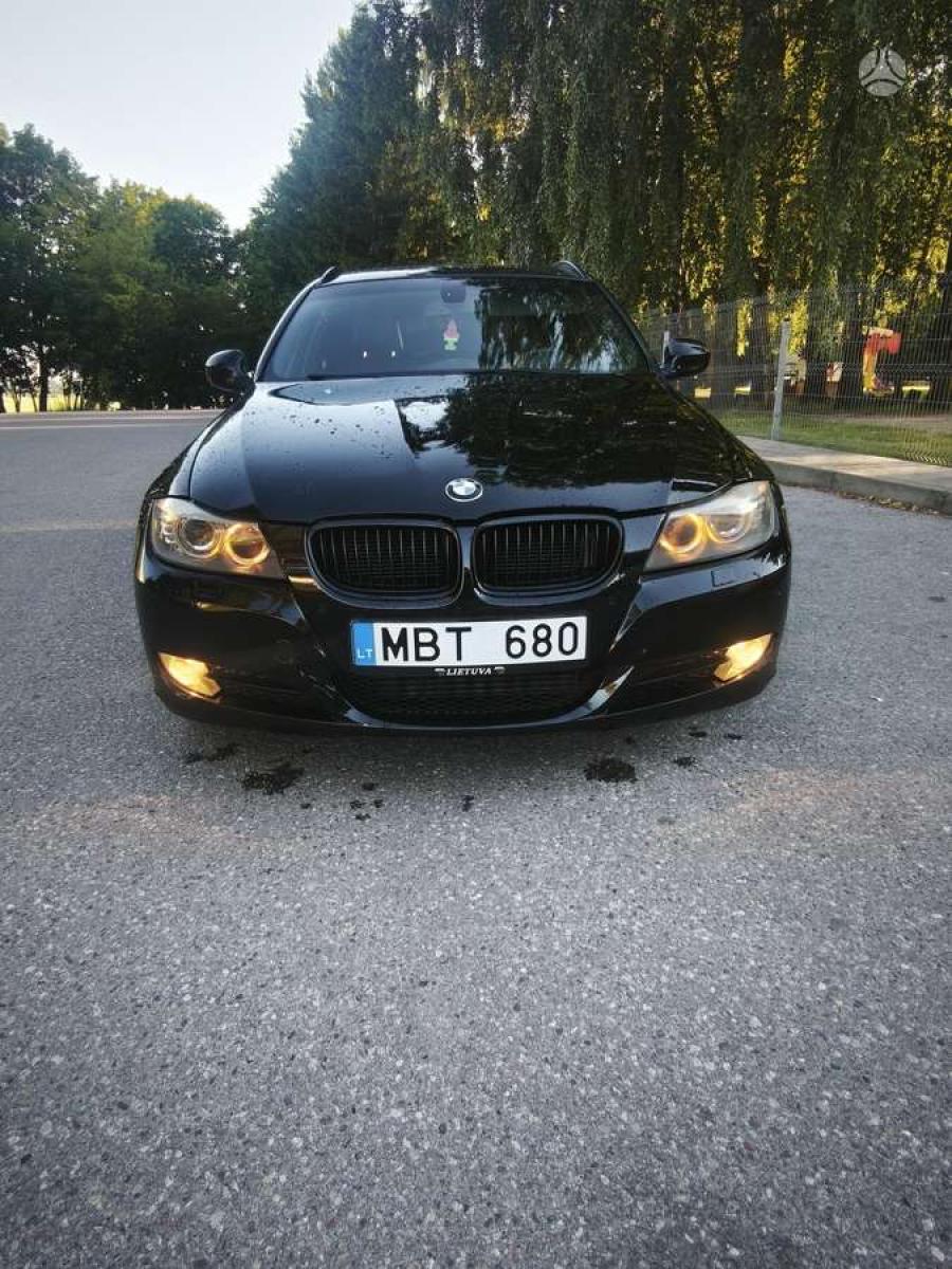 Melns BMW 320 2010 Raseiniai, ar dzinēja tilpumu 0.00 L un nobraukumu 330 tūkst. km par 4500 €, foto 1 vietnē AUTOMOTO.COM.LV