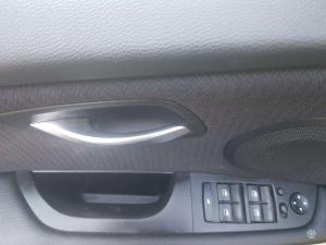 Melns BMW 320 2010 Utena, ar dzinēja tilpumu 2.00 L un nobraukumu 291 tūkst. km par 3200 €, foto 16 vietnē AUTOMOTO.COM.LV