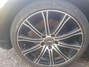 Melns BMW 320 2010 Utena, ar dzinēja tilpumu 2.00 L un nobraukumu 291 tūkst. km par 3200 €, foto 20 vietnē AUTOMOTO.COM.LV
