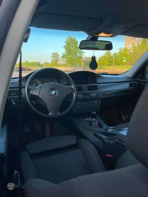 Melns BMW 320 2010 Viļņa, ar dzinēja tilpumu 2.00 L un nobraukumu 440 tūkst. km par 3400 €, foto 8 vietnē AUTOMOTO.COM.LV