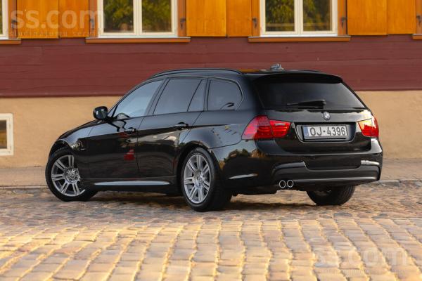 Black BMW 320 2010 in Jelgava, with an engine capacity of 2.00 L and mileage of 366 thousand km for 6200 €, photo 4 on AUTOMOTO.COM.LV