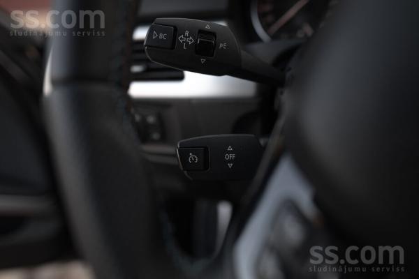 Black BMW 320 2010 in Jelgava, with an engine capacity of 2.00 L and mileage of 366 thousand km for 6200 €, photo 10 on AUTOMOTO.COM.LV