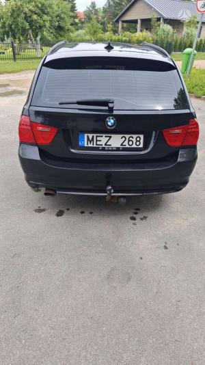 Black BMW 320 2010 in Silale, with an engine capacity of 2.00 L and mileage of 326 thousand km for 3650 €, photo 6 on AUTOMOTO.COM.LV