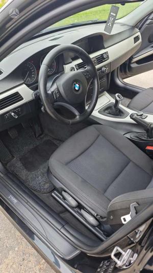 Black BMW 320 2010 in Silale, with an engine capacity of 2.00 L and mileage of 326 thousand km for 3650 €, photo 9 on AUTOMOTO.COM.LV