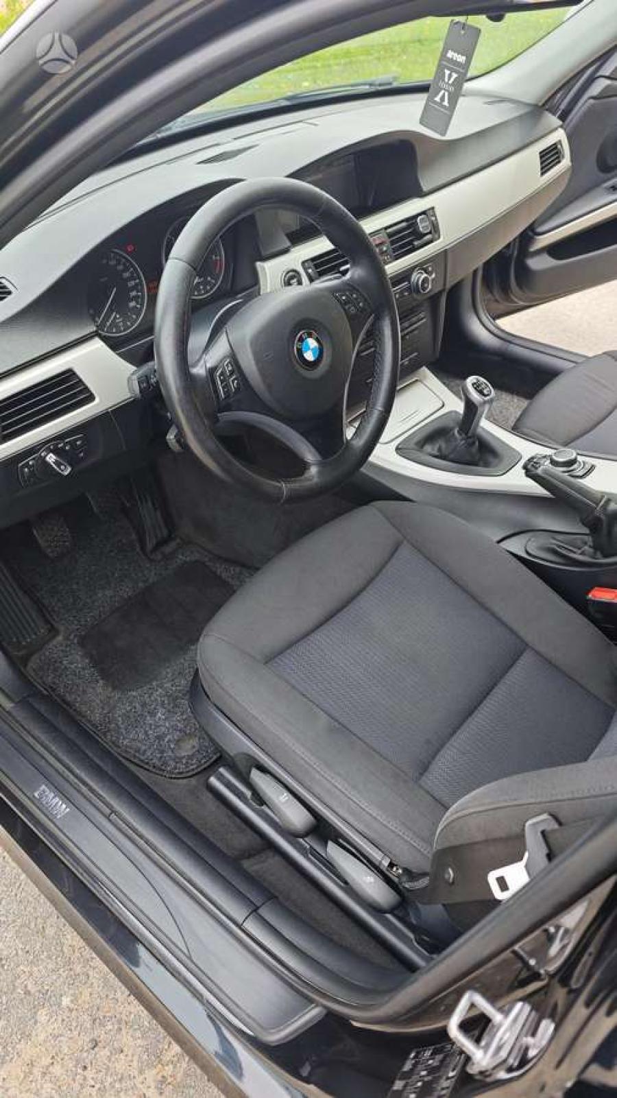 Black BMW 320 2010 in Silale, with an engine capacity of 2.00 L and mileage of 326 thousand km for 3650 €, photo 9 on AUTOMOTO.COM.LV