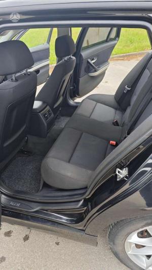 Black BMW 320 2010 in Silale, with an engine capacity of 2.00 L and mileage of 326 thousand km for 3650 €, photo 10 on AUTOMOTO.COM.LV