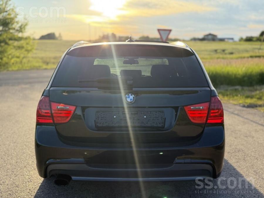 Melns BMW 320 2010 Daugavpils, ar dzinēja tilpumu 2.00 L un nobraukumu 340 tūkst. km par 6800 €, foto 6 vietnē AUTOMOTO.COM.LV