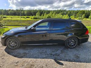 Melns BMW 320 2010 Viļņa, ar dzinēja tilpumu 2.00 L un nobraukumu 296 tūkst. km par 3700 €, foto 6 vietnē AUTOMOTO.COM.LV