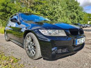Melns BMW 320 2010 Viļņa, ar dzinēja tilpumu 2.00 L un nobraukumu 296 tūkst. km par 3700 €, foto 15 vietnē AUTOMOTO.COM.LV