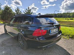 Black BMW 320 2010 in Vilnius, with an engine capacity of 2.00 L and mileage of 296 thousand km for 3700 €, photo 8 on AUTOMOTO.COM.LV