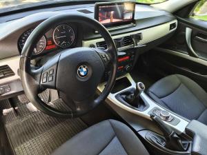 Black BMW 320 2010 in Vilnius, with an engine capacity of 2.00 L and mileage of 296 thousand km for 3700 €, photo 12 on AUTOMOTO.COM.LV