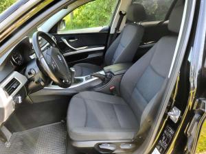 Black BMW 320 2010 in Vilnius, with an engine capacity of 2.00 L and mileage of 296 thousand km for 3700 €, photo 20 on AUTOMOTO.COM.LV