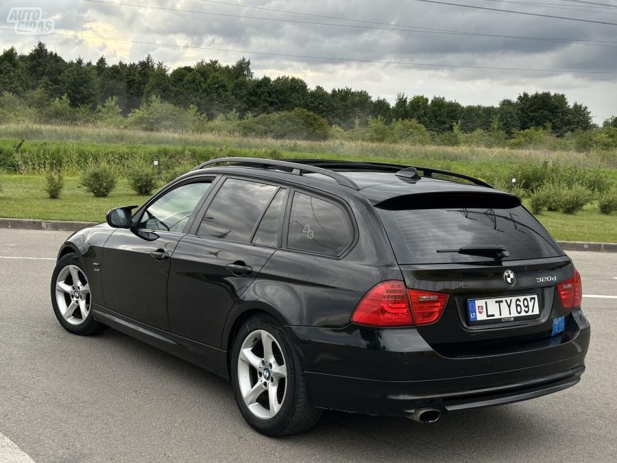 Black BMW 320 2010 in Siauliai, with an engine capacity of 2.00 L and mileage of 330 thousand km for 3950 €, photo 1 on AUTOMOTO.COM.LV