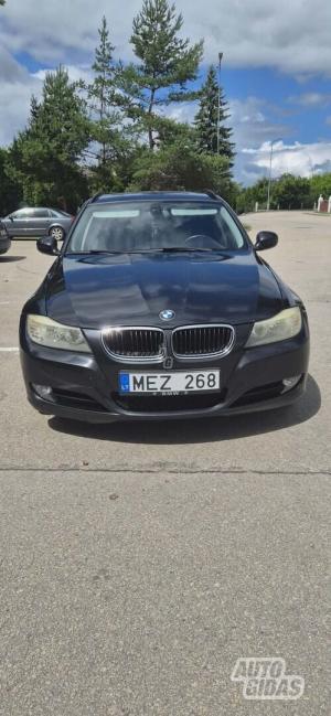 Black BMW 320 2010 in Silale, with an engine capacity of 2.00 L and mileage of 327 thousand km for 3300 €, photo 5 on AUTOMOTO.COM.LV