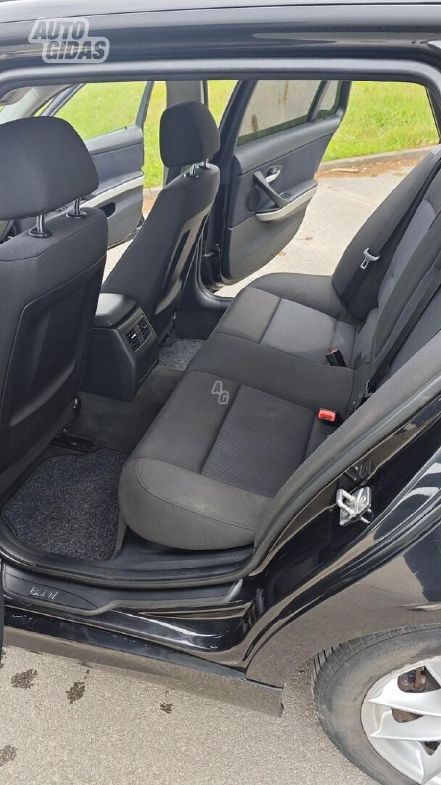 Black BMW 320 2010 in Silale, with an engine capacity of 2.00 L and mileage of 327 thousand km for 3300 €, photo 7 on AUTOMOTO.COM.LV