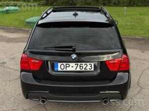 Black BMW 320 2010 in Riga, with an engine capacity of 2.00 L and mileage of 301 thousand km for 6550 €, photo 8 on AUTOMOTO.COM.LV