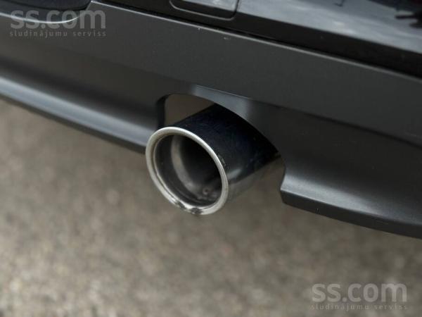 Melns BMW 320 2010 Rīga, ar dzinēja tilpumu 2.00 L un nobraukumu 301 tūkst. km par 6550 €, foto 10 vietnē AUTOMOTO.COM.LV