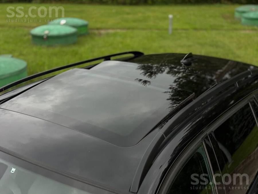 Black BMW 320 2010 in Riga, with an engine capacity of 2.00 L and mileage of 301 thousand km for 6550 €, photo 15 on AUTOMOTO.COM.LV