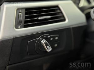 Black BMW 320 2010 in Riga, with an engine capacity of 2.00 L and mileage of 301 thousand km for 6550 €, photo 21 on AUTOMOTO.COM.LV
