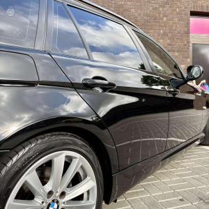 Melns BMW 320 2010 Kaišiadorys, ar dzinēja tilpumu 2.00 L un nobraukumu 350 tūkst. km par 3900 €, foto 18 vietnē AUTOMOTO.COM.LV