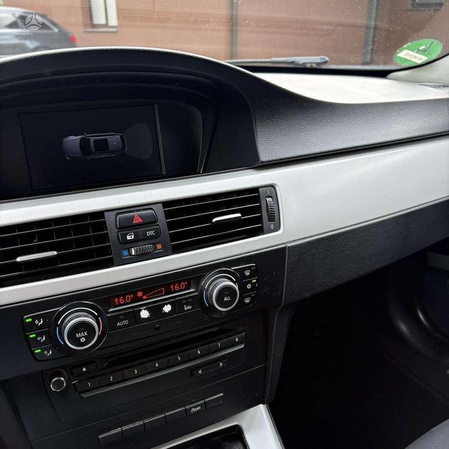 Melns BMW 320 2010 Kaišiadorys, ar dzinēja tilpumu 2.00 L un nobraukumu 350 tūkst. km par 3900 €, foto 23 vietnē AUTOMOTO.COM.LV
