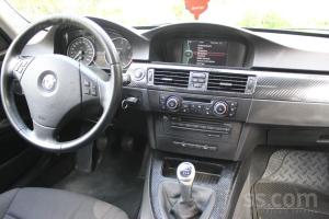 Melns BMW 320 2010 Bauska, ar dzinēja tilpumu 2.00 L un nobraukumu 333 tūkst. km par 4200 €, foto 12 vietnē AUTOMOTO.COM.LV