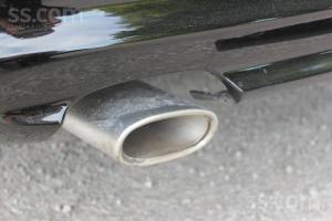 Melns BMW 320 2010 Bauska, ar dzinēja tilpumu 2.00 L un nobraukumu 333 tūkst. km par 4200 €, foto 17 vietnē AUTOMOTO.COM.LV