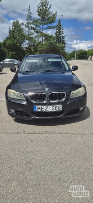 Black BMW 320 2010 in Silale, with an engine capacity of 2.00 L and mileage of 327 thousand km for 3300 €, photo 5 on AUTOMOTO.COM.LV