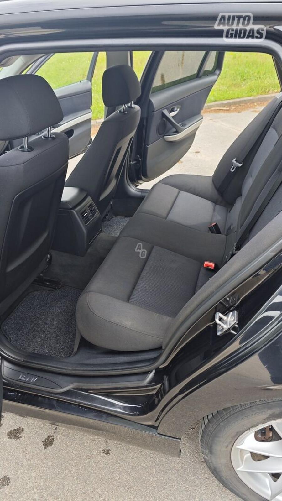 Black BMW 320 2010 in Silale, with an engine capacity of 2.00 L and mileage of 327 thousand km for 3300 €, photo 7 on AUTOMOTO.COM.LV