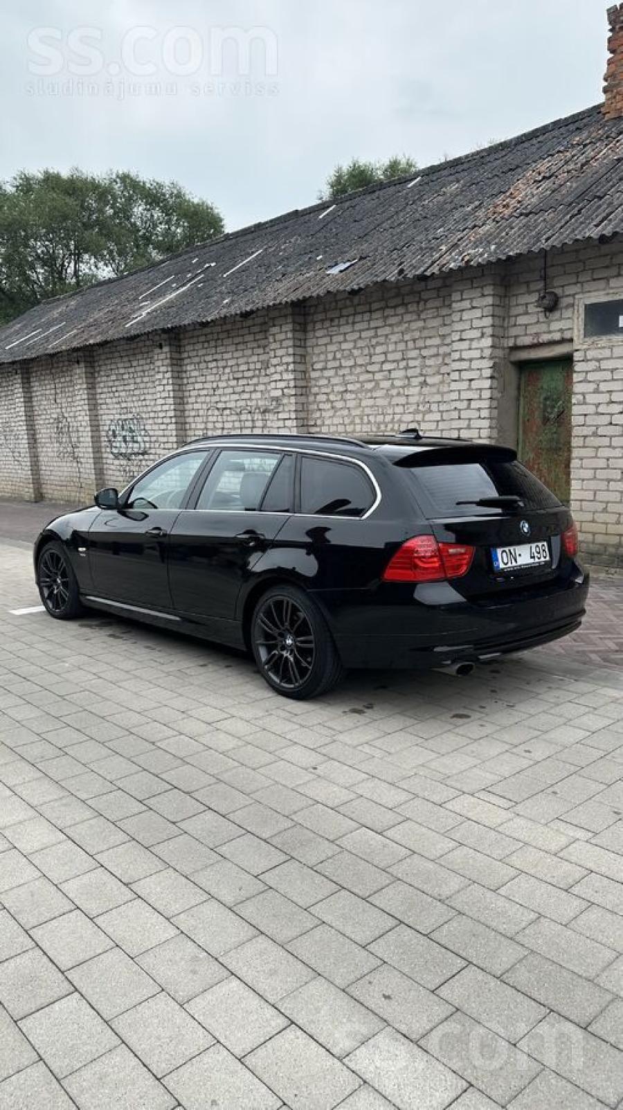 Melns BMW 320 2010 Valmiera, ar dzinēja tilpumu 2.00 L un nobraukumu 336 tūkst. km par 5000 €, foto 4 vietnē AUTOMOTO.COM.LV