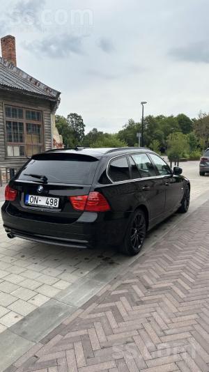 Melns BMW 320 2010 Valmiera, ar dzinēja tilpumu 2.00 L un nobraukumu 336 tūkst. km par 5000 €, foto 5 vietnē AUTOMOTO.COM.LV