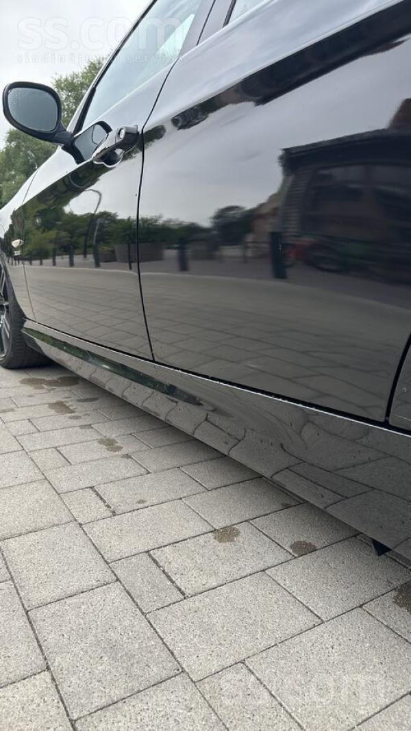 Melns BMW 320 2010 Valmiera, ar dzinēja tilpumu 2.00 L un nobraukumu 336 tūkst. km par 5000 €, foto 10 vietnē AUTOMOTO.COM.LV