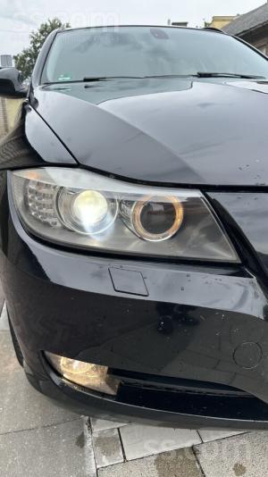 Melns BMW 320 2010 Valmiera, ar dzinēja tilpumu 2.00 L un nobraukumu 336 tūkst. km par 5000 €, foto 14 vietnē AUTOMOTO.COM.LV