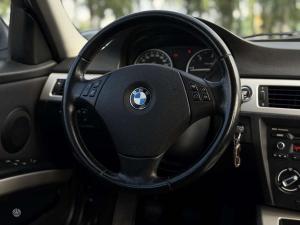 Melns BMW 320 2010 Viļņa, ar dzinēja tilpumu 2.00 L un nobraukumu 383 tūkst. km par 3350 €, foto 15 vietnē AUTOMOTO.COM.LV