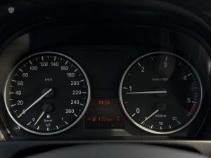 Melns BMW 320 2010 Viļņa, ar dzinēja tilpumu 2.00 L un nobraukumu 383 tūkst. km par 3350 €, foto 22 vietnē AUTOMOTO.COM.LV