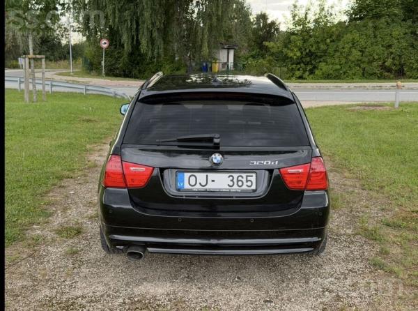 Melns BMW 320 2010 Jelgava, ar dzinēja tilpumu 2.00 L un nobraukumu 290 tūkst. km par 5699 €, foto 6 vietnē AUTOMOTO.COM.LV