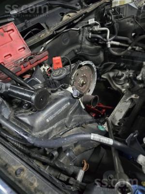 Melns BMW 320 2010 Jelgava, ar dzinēja tilpumu 2.00 L un nobraukumu 290 tūkst. km par 5699 €, foto 12 vietnē AUTOMOTO.COM.LV
