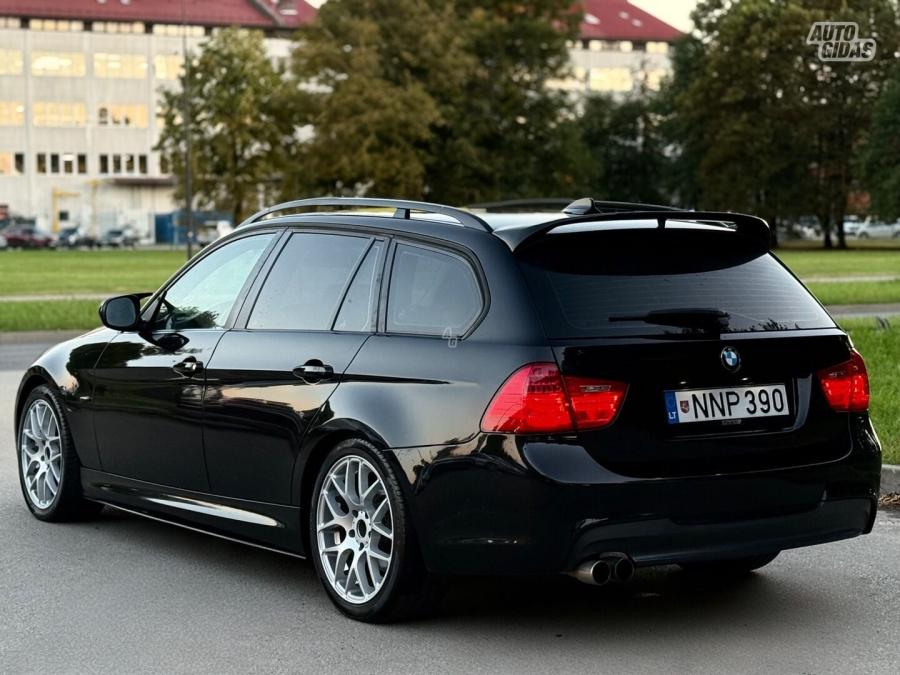 Black BMW 320 2010 in Kaunas, with an engine capacity of 2.00 L and mileage of 264 thousand km for 4000 €, photo 3 on AUTOMOTO.COM.LV