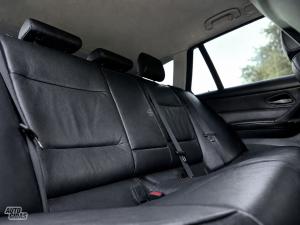 Black BMW 320 2010 in Kaunas, with an engine capacity of 2.00 L and mileage of 264 thousand km for 4000 €, photo 22 on AUTOMOTO.COM.LV