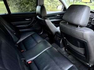 Black BMW 320 2010 in Kaunas, with an engine capacity of 2.00 L and mileage of 264 thousand km for 4000 €, photo 23 on AUTOMOTO.COM.LV