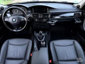 Black BMW 320 2010 in Kaunas, with an engine capacity of 2.00 L and mileage of 264 thousand km for 4000 €, photo 24 on AUTOMOTO.COM.LV